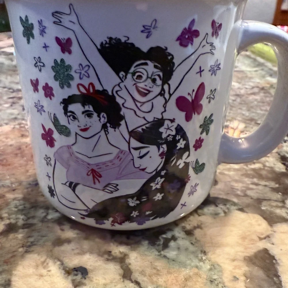 Disney | Dining | The Magic Of Family Disney Encanto Colorful Character ...